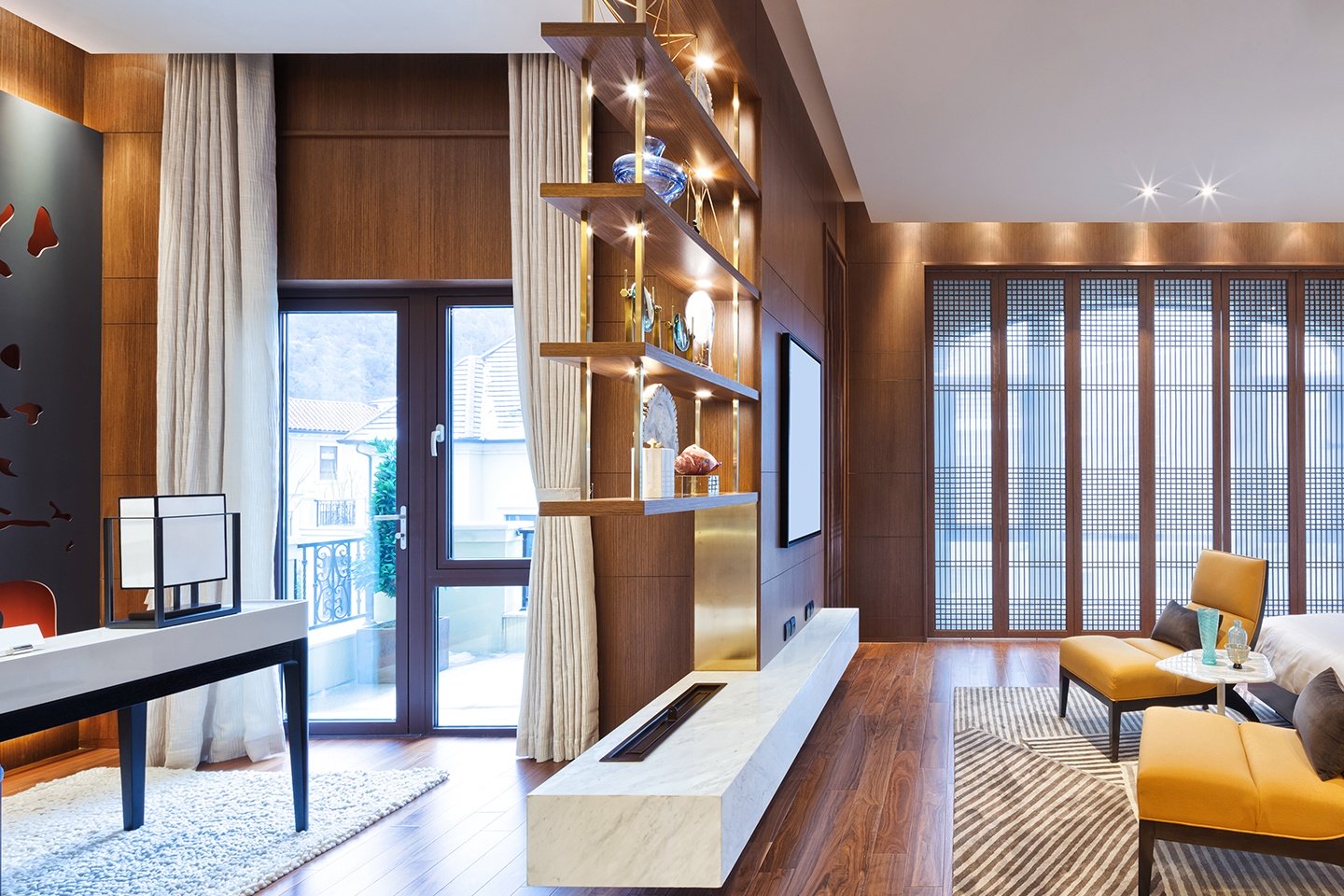 The Hotel Room of the Future