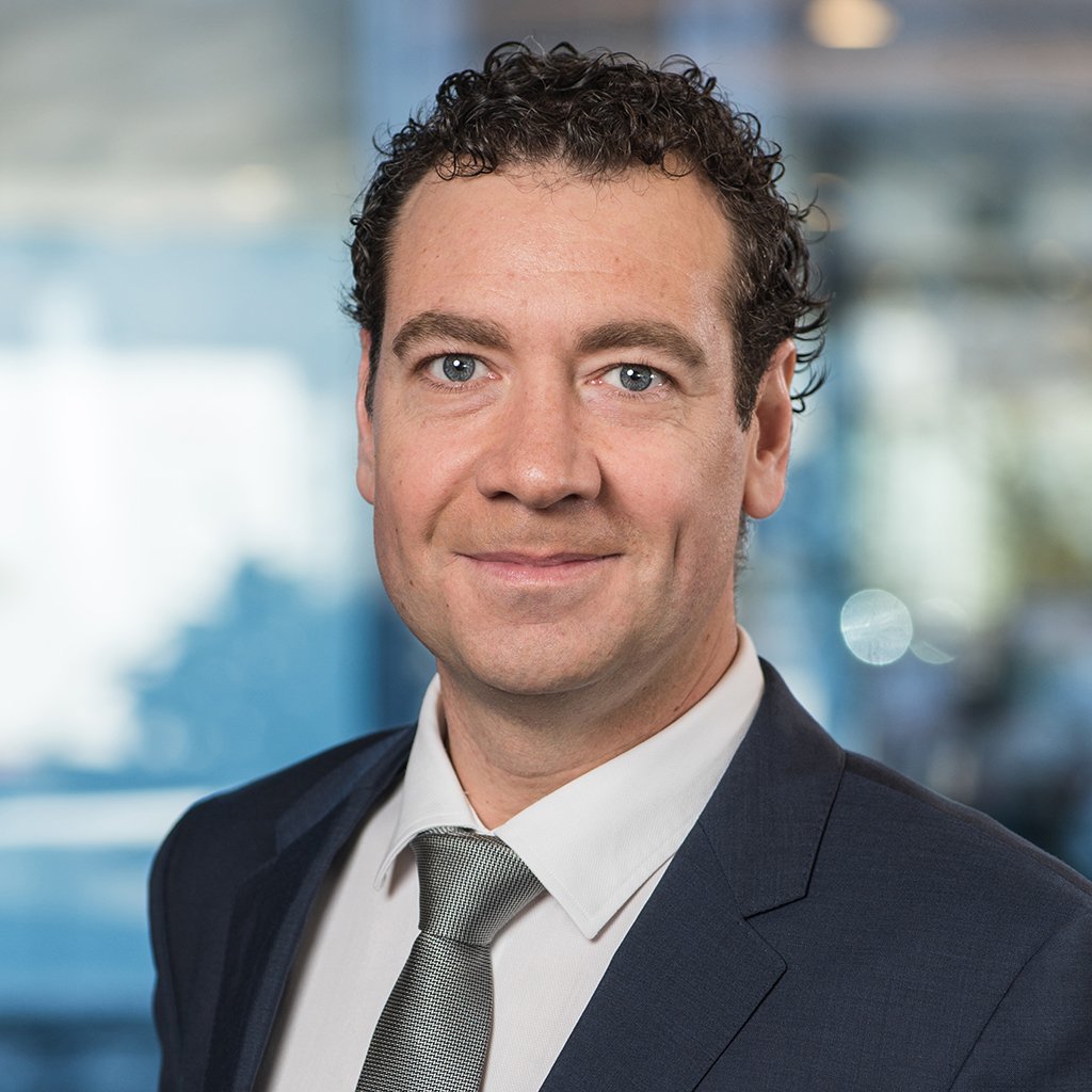 Dr Carlos Martin-Rios